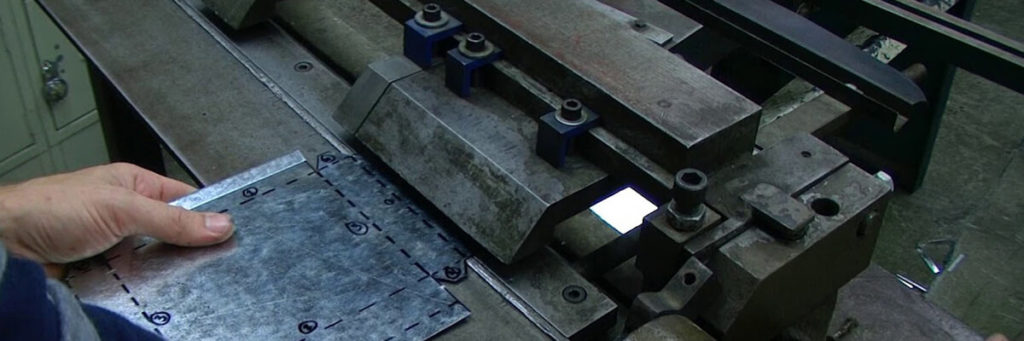 Custom CNC Bend Sheet Metal Parts Fabrication Manufacturer - essai