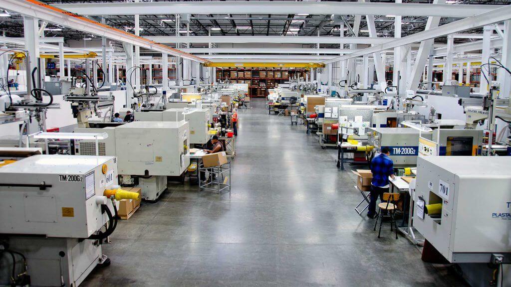 Plastic Extrusion & Plastic extrusion manufacturer versus injection molding